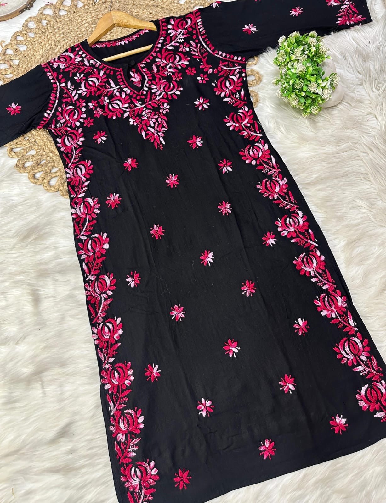 Rayon Dual Thread pink kurta - Chikankari official